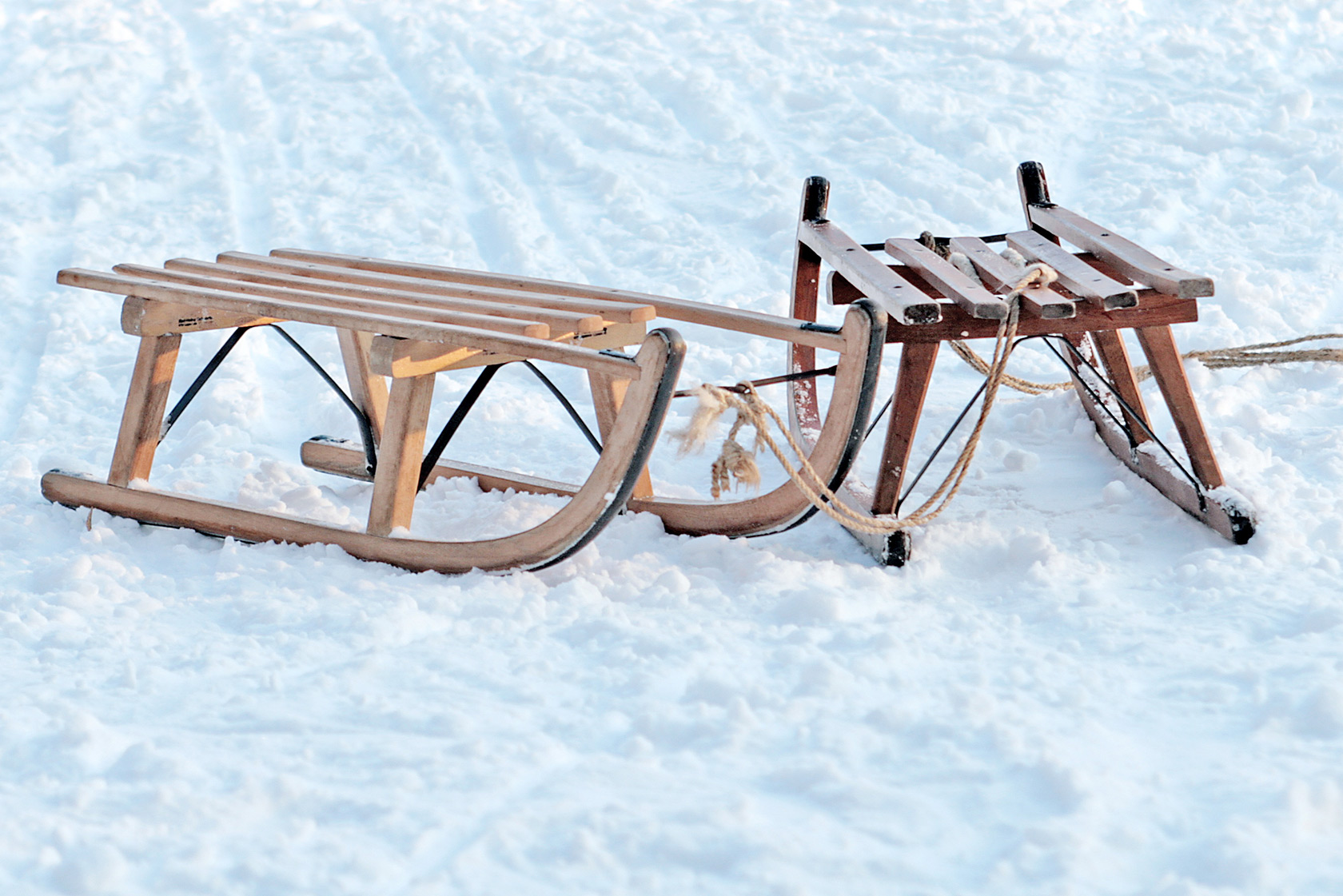 Schlitten wachsen und entrosten – JUMBO