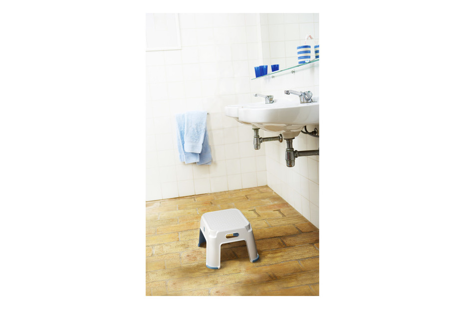 Curver Tritthocker Step Stool Basic | 24 × 36 × 43 cm | max. 150 kg ...